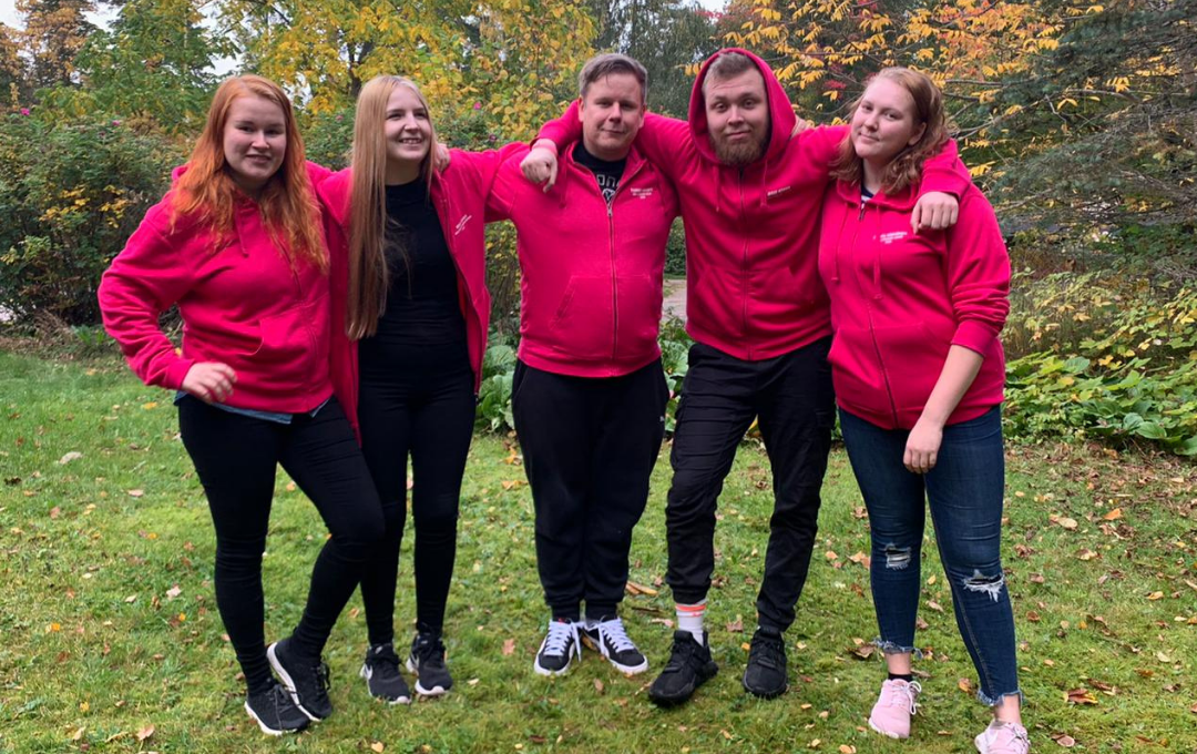 Mitä hallitus tekee?- Palvelutiimi edition! - Laureamko